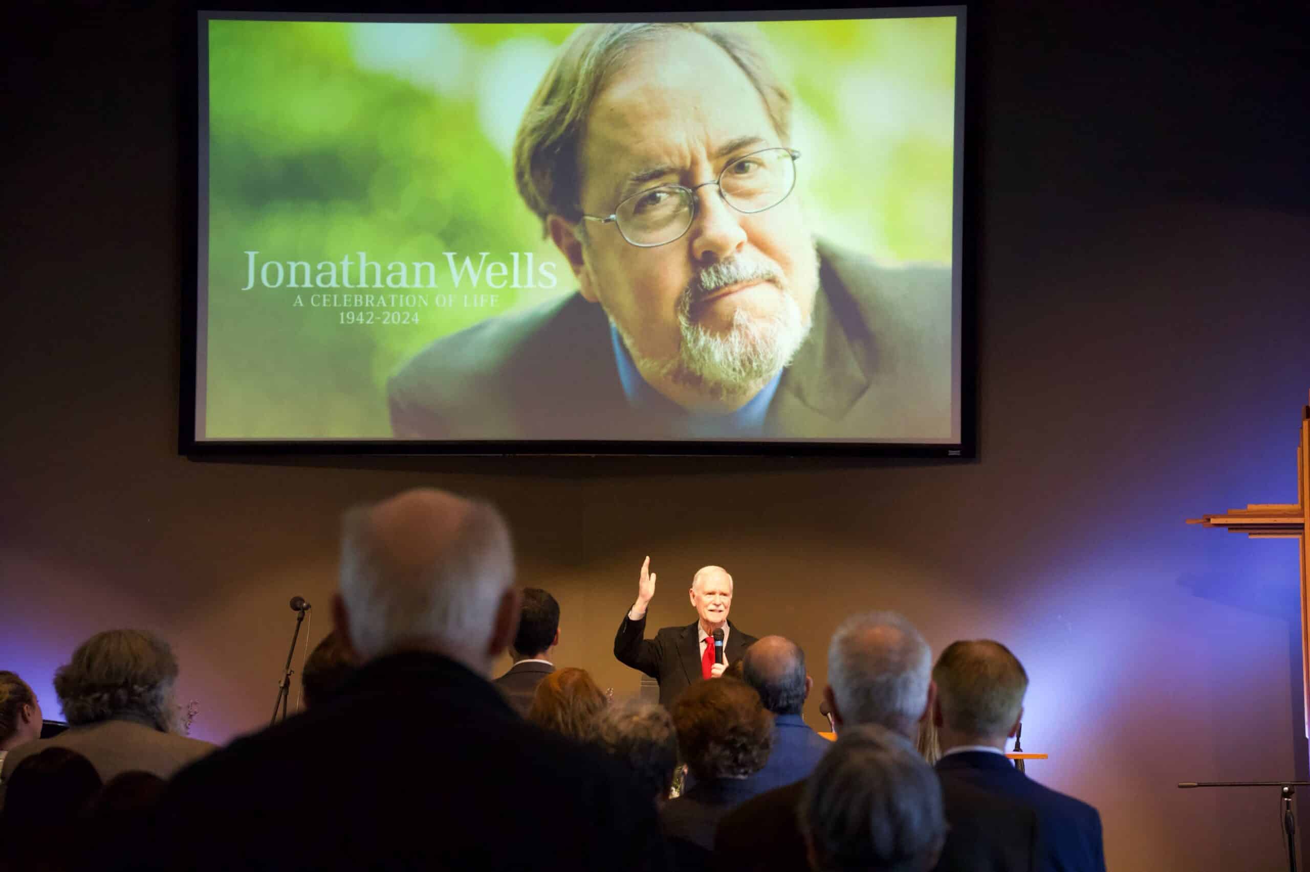 Jonathan Wells and the “Unknown Unknowns” | Science and Culture Today